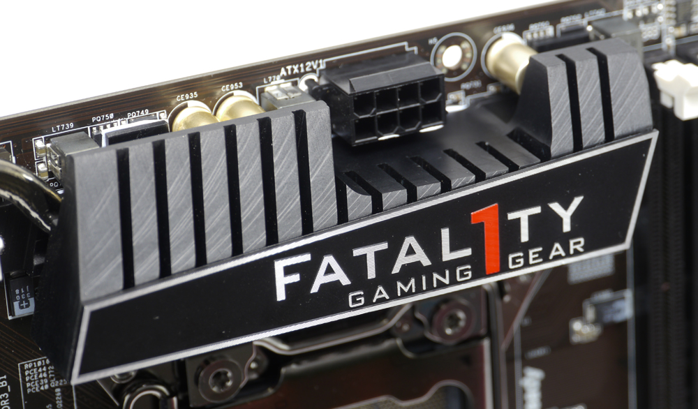 [開箱] ASRock華擎 Fatal1ty X79 Professional - PC_Shopping板 - Disp BBS